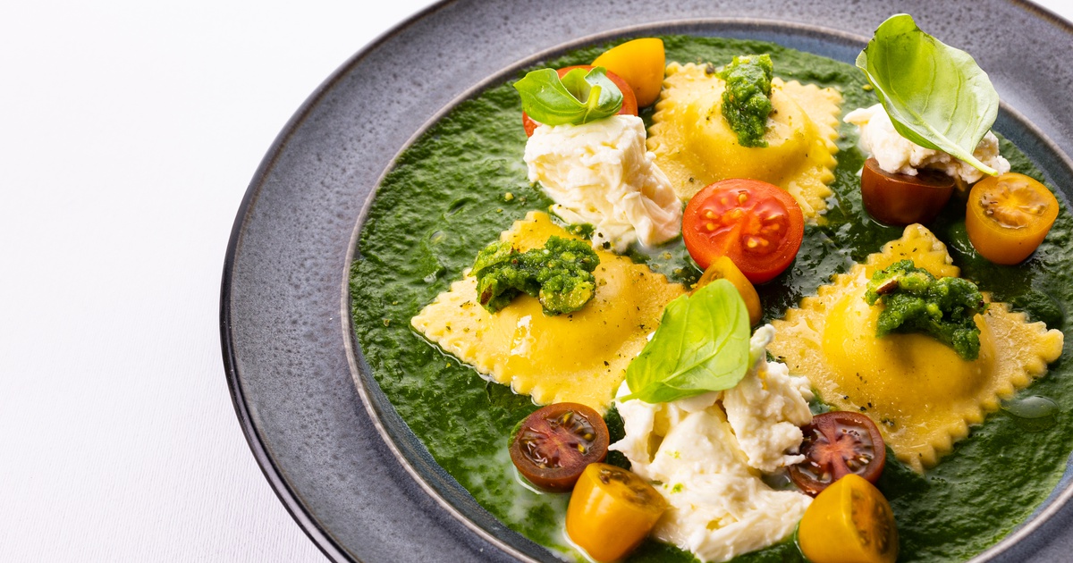 Domaći ravioli punjeni slanim sirom i suhom šunkom - Kreativna kuhinja ...